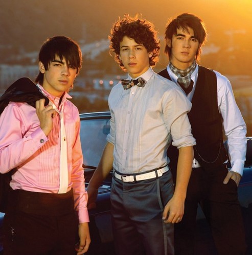 Zene.hu - MaZeSzak - Jonas Brothers - Adatlap