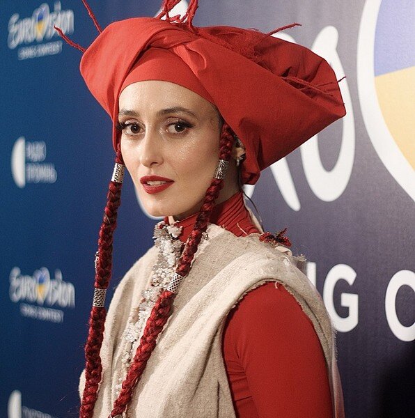 Zene.hu - MaZeSzak - Alina Pash - Adatlap